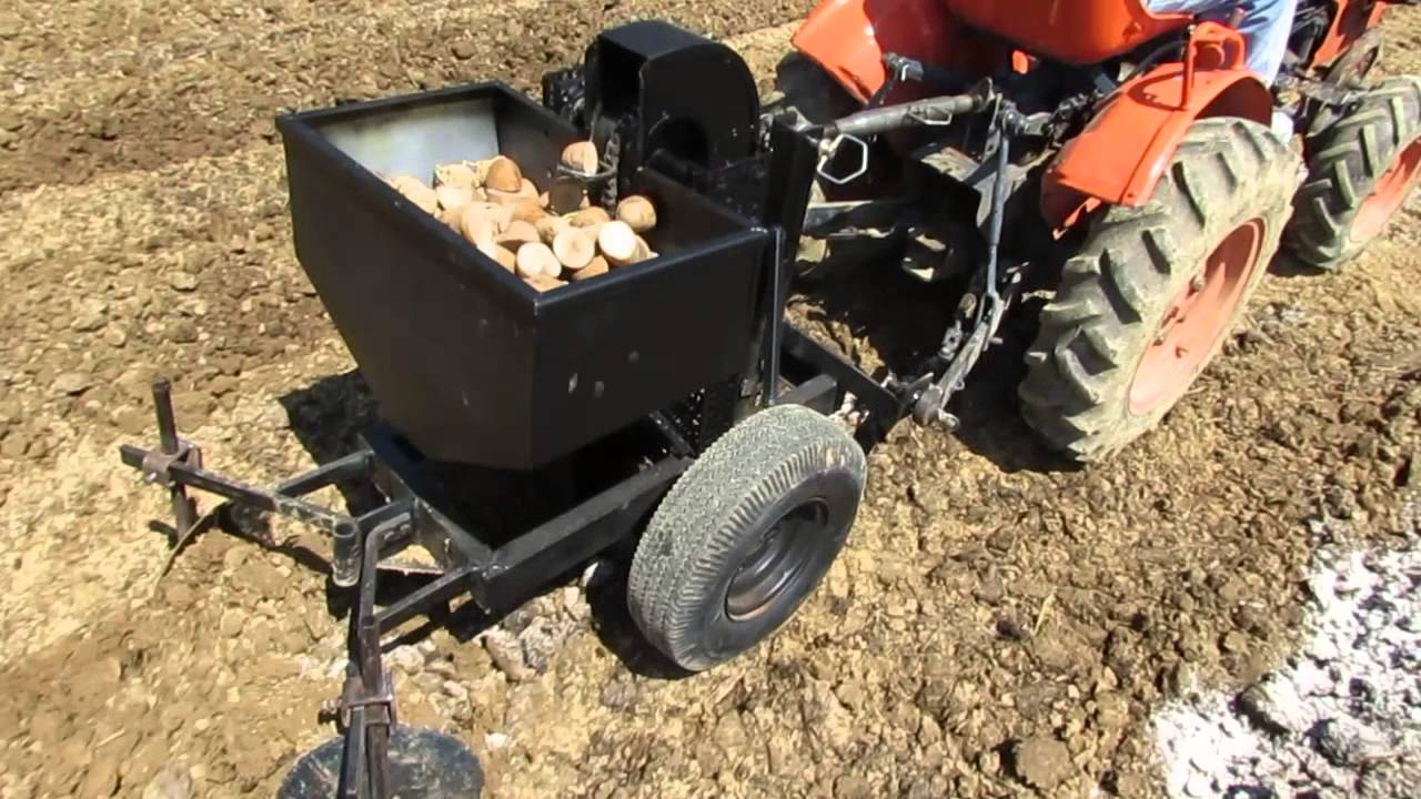 Gary's Potatoe Planter - YouTube