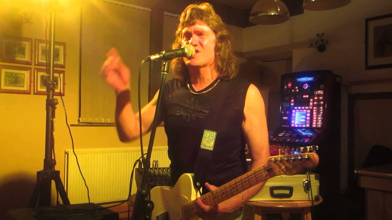 Bernie Lowery (4) @ The Black Bull Wooler July 2015 - YouTube