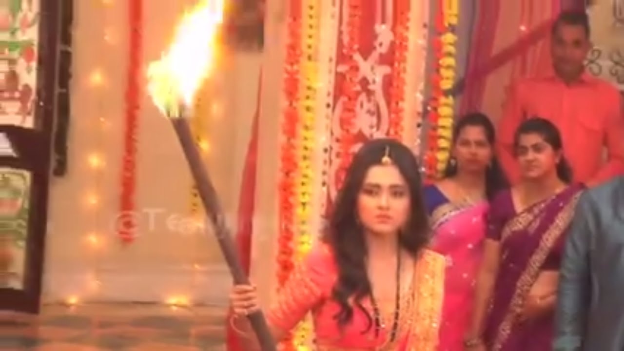 Ragini and Swara's MASTER PLAN in Swaragini. - YouTube