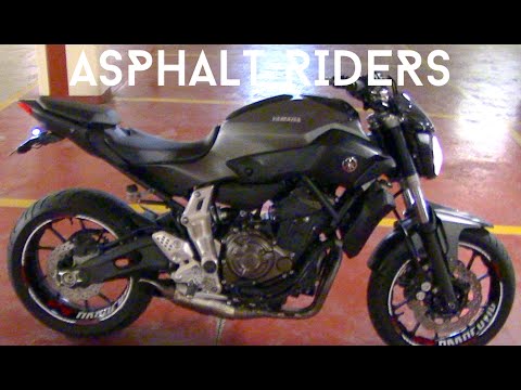 MT - 07 // Mat Grey with Akrapovic [Walkaround] - YouTube