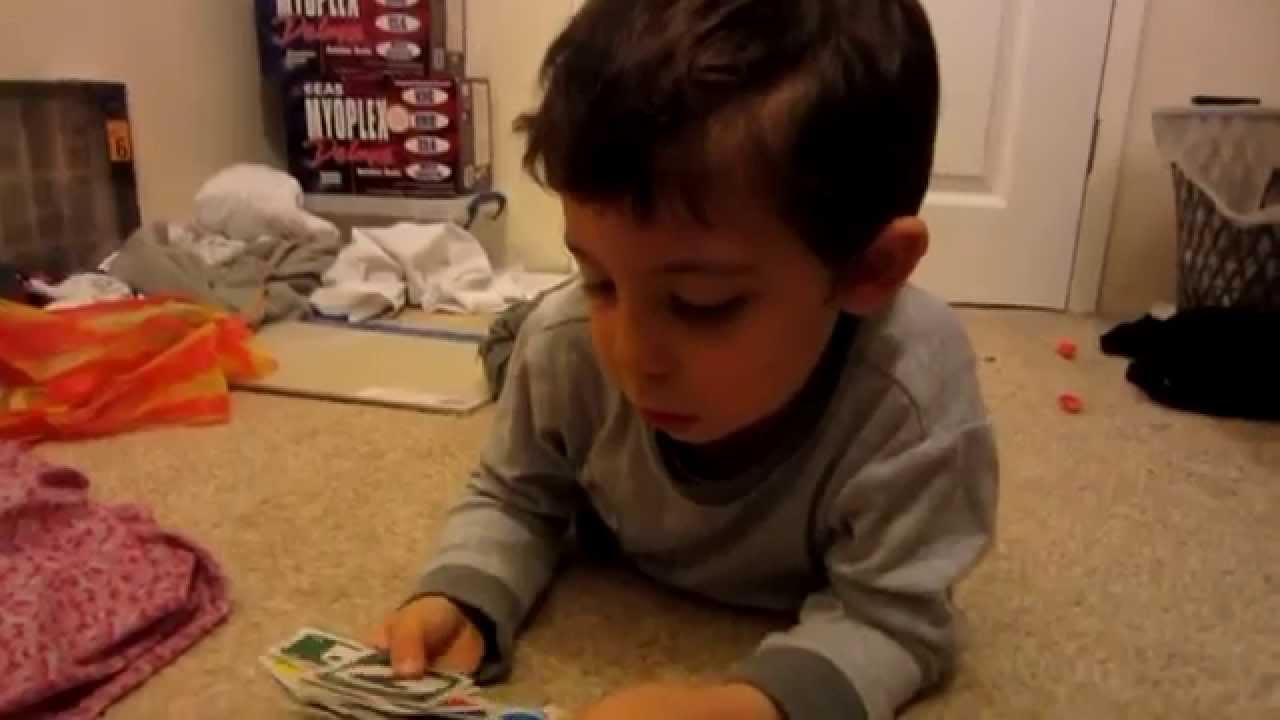 Cheating my son in game of UNO - YouTube