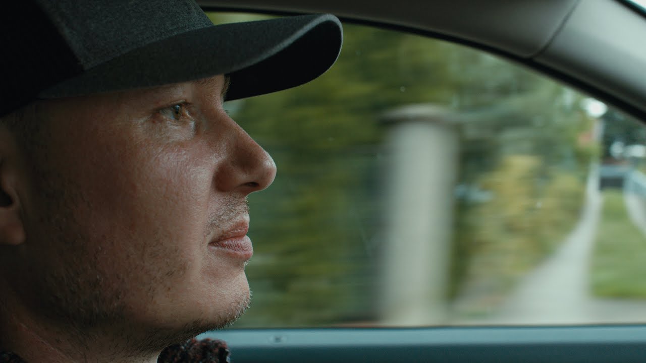 Go To Work And Bring Blackmagic Cinema Camera 6K To Vlog 1 - YouTube