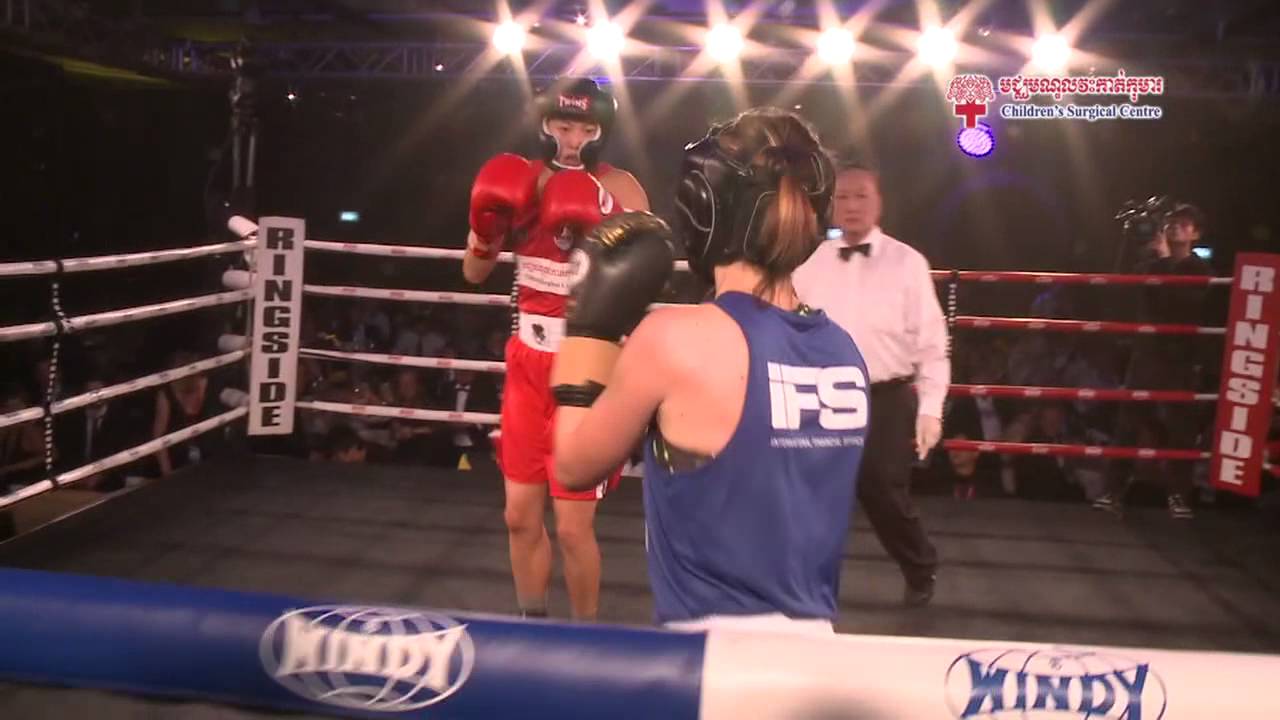 Bout 3 - Amy Fu vs. Claire Phillips Stewart - IFS White Collar Boxing ...