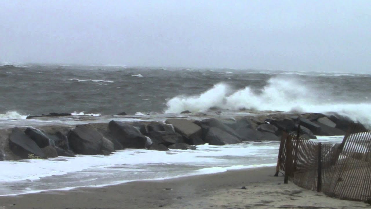 Hurricane Sandy - Amazing Atlantic City NJ Wave Surf & Sea Wall ...