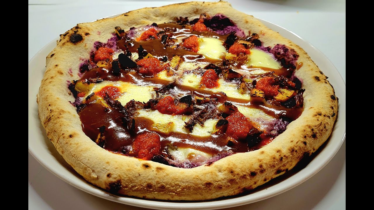 Polish (Silesian) Pizza Making - YouTube