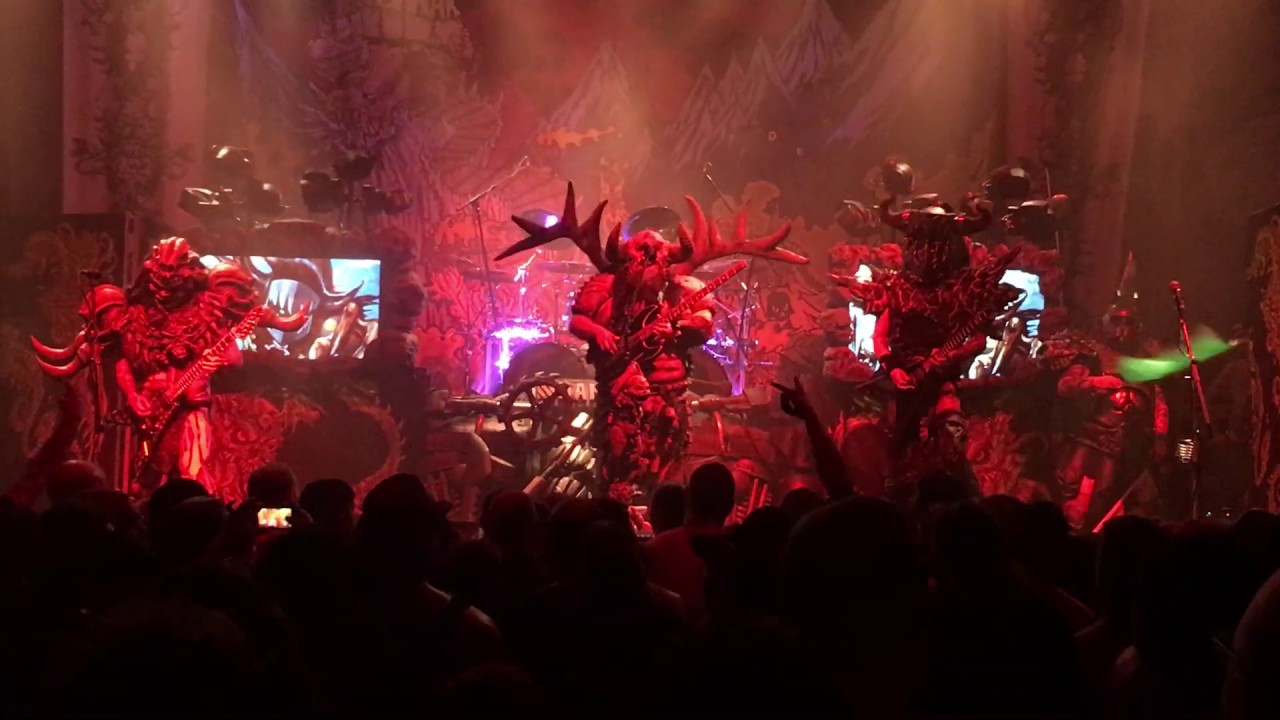 GWAR Viking Death Machine Live 11-2-17 The Blood Of The Gods Tour ...