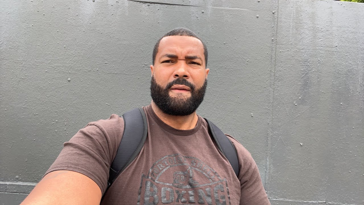 Christopher Lovejoy is going live! - YouTube