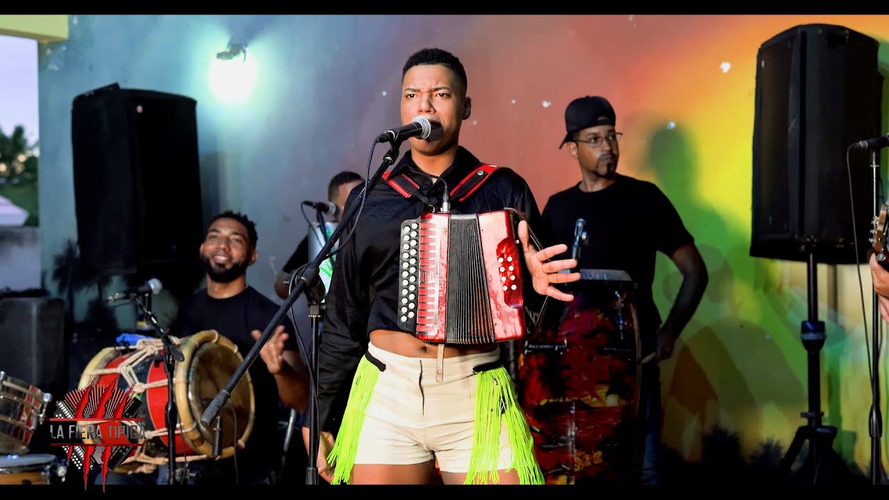 La Fiera Típica - Mamá Mela (En Vivo) VIRAL - YouTube