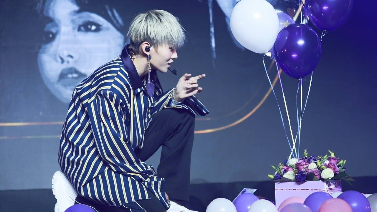 Xin Liu's picture compilation/The9-X Queen - YouTube