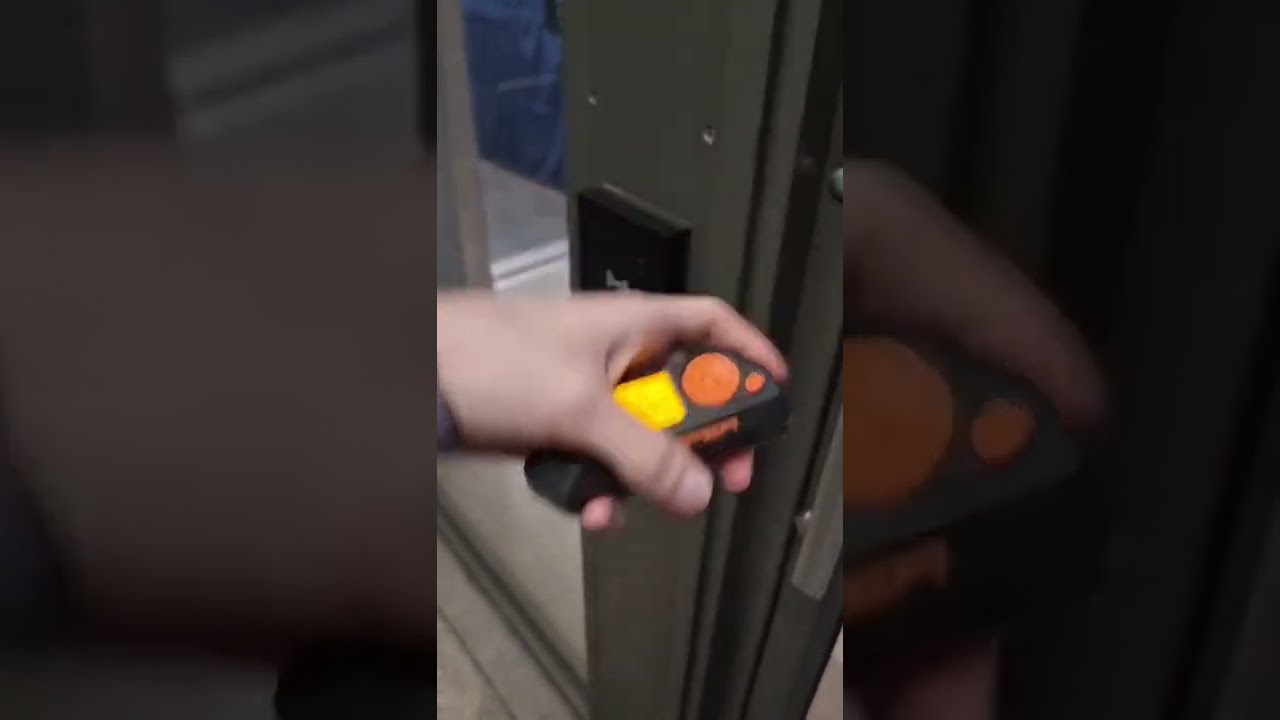 Flipper Zero Unlocks Secure Door - YouTube