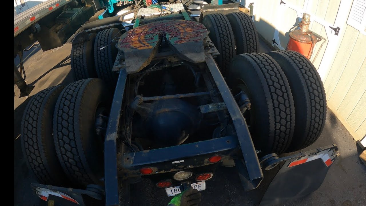 How to grease/lube a Semi Truck chassis - YouTube