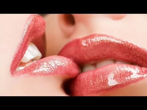 💓 Cute Kiss Whatsapp Status Video 💓 Very Romantic.....|| By Mr.chagala