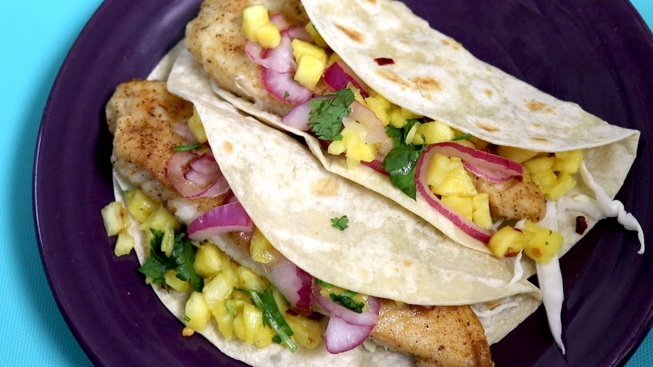 Best Summer Dinner, Hawaiian Fish Tacos🍍🐟😋 - YouTube