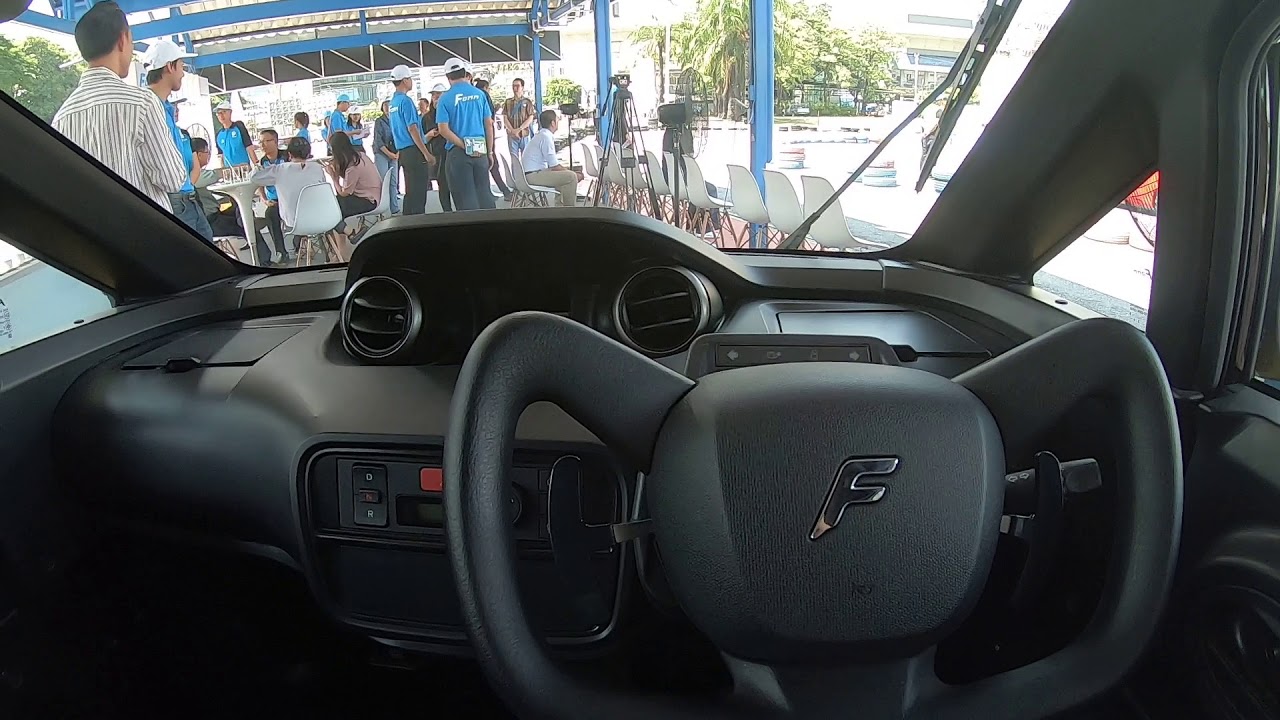 รีวิวภายในรถ FOMM ONE - YouTube