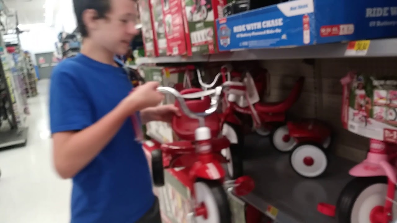 Sassy bike rider - YouTube