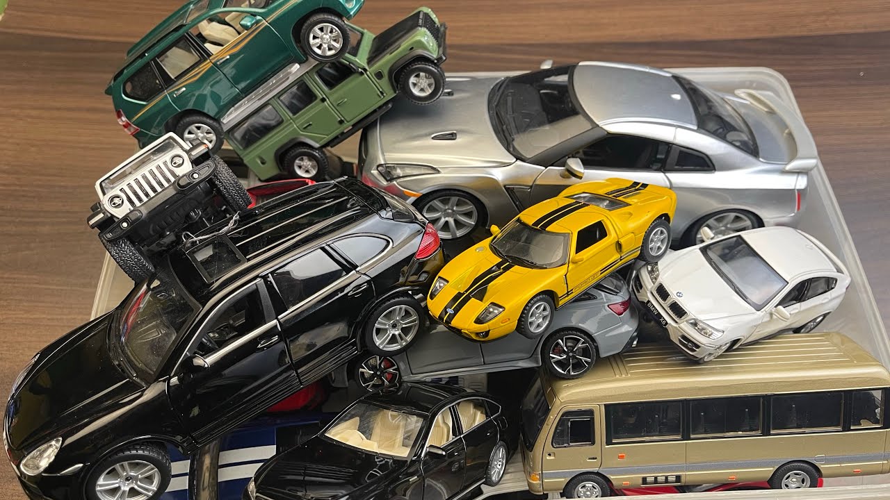 Box Full of Diecast Car Models Nissan GTR , Porsche & etc - YouTube