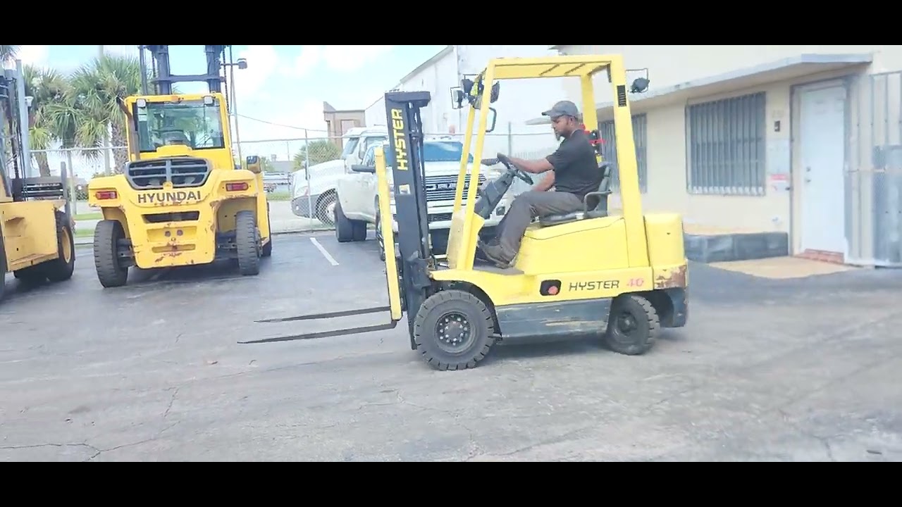 Hyster Forklift 4k Diesel - YouTube