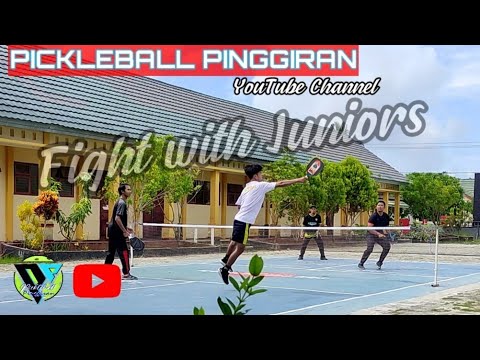 🌕 PICKLEBALL || Fight with Juniors - YouTube