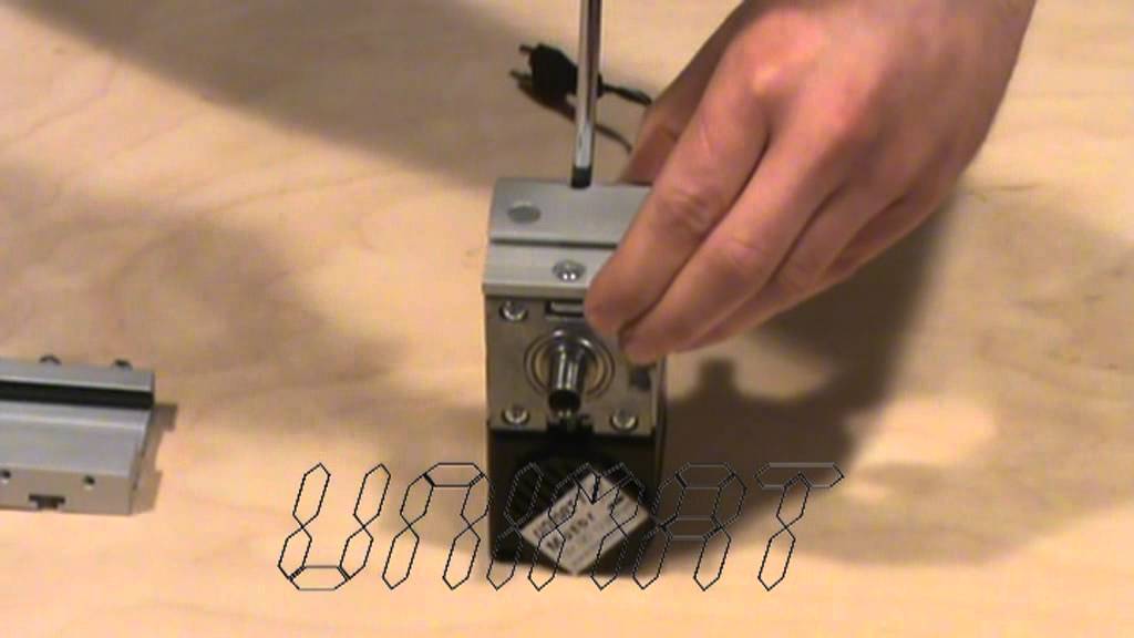 Unimat ML Horizontal mill new - YouTube