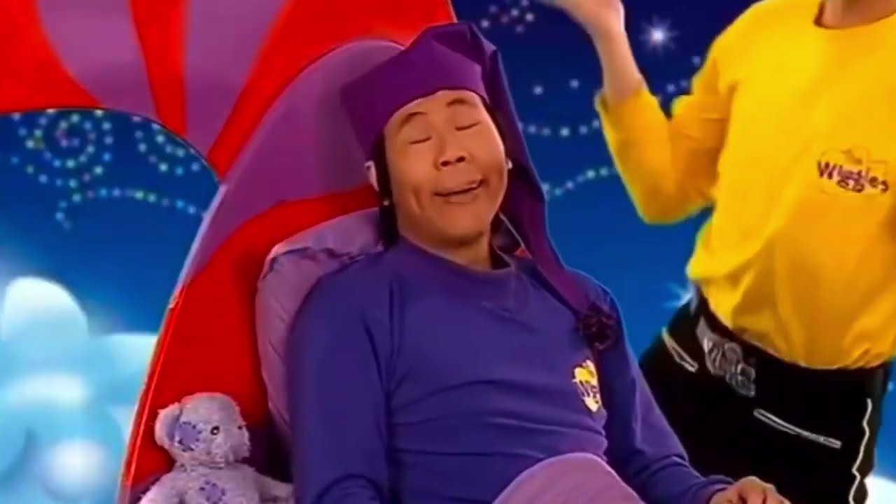 The Mandarin Wiggles: Wake Up Danny | Lights Camera Action! (2006 - YouTube