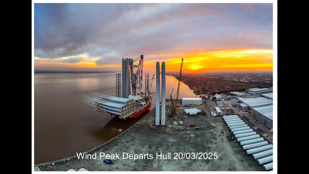 Wind Peak Leaving Hull Hyperlapse - YouTube