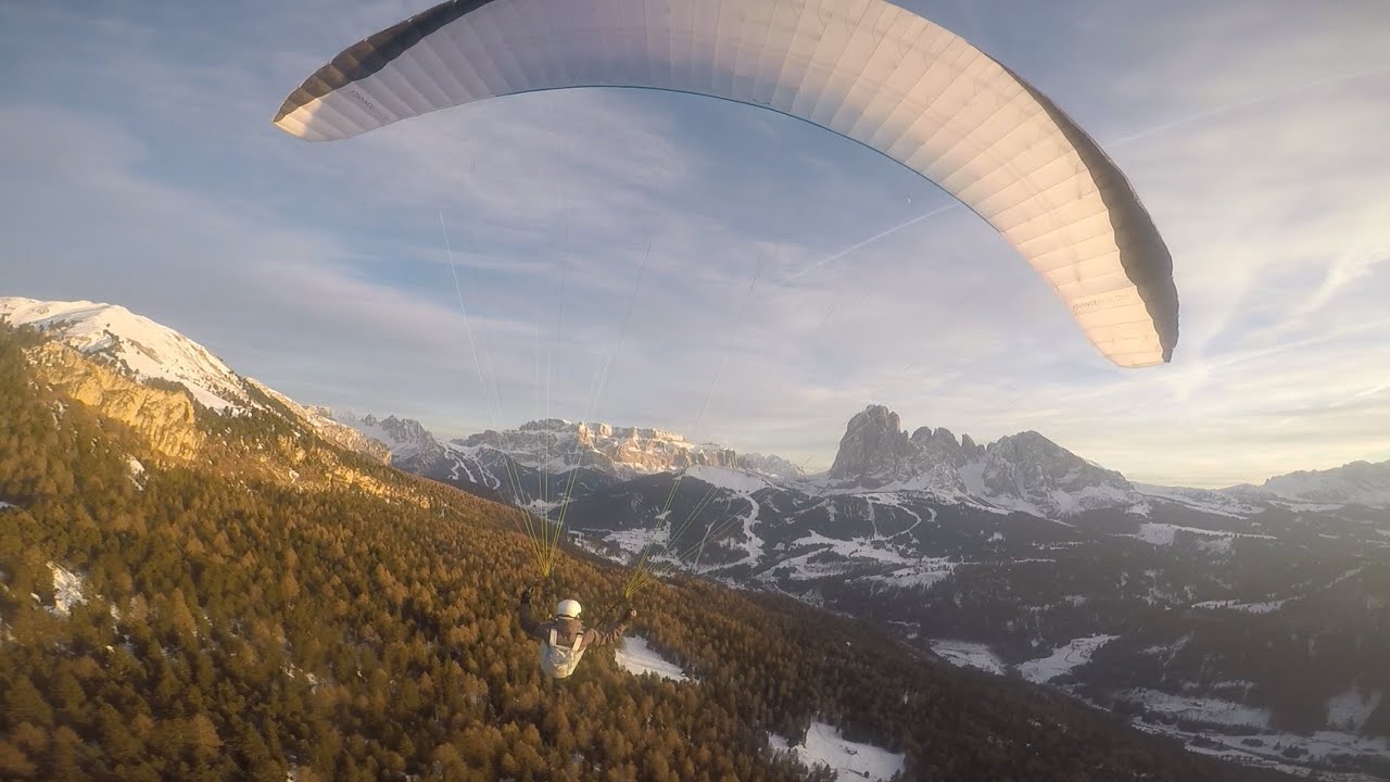 LL01 Seceda Paragliding Start and Landing (German) - YouTube