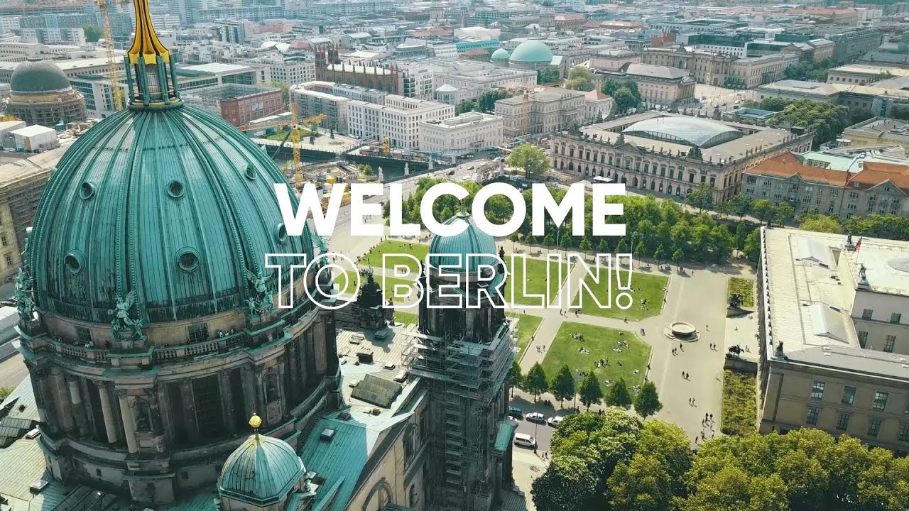 Free Walking Tour Berlin - YouTube