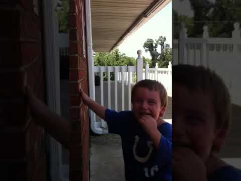Kids love farts - YouTube