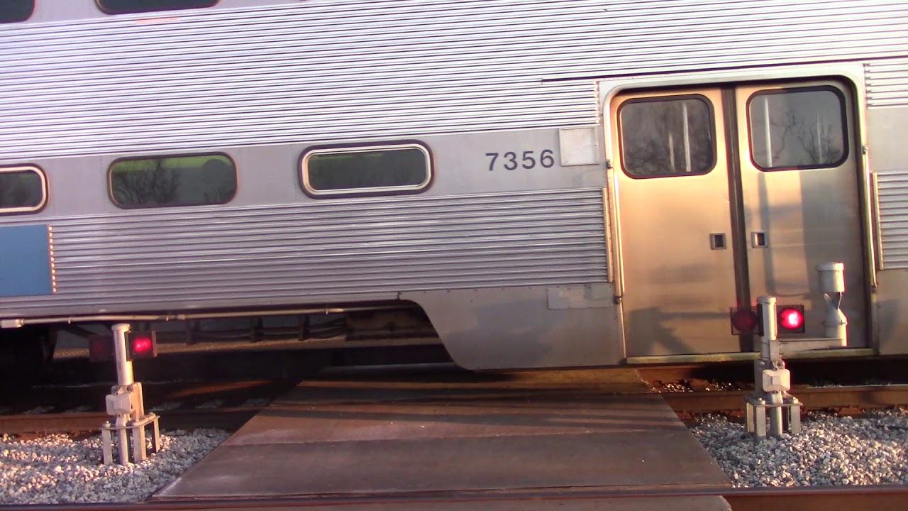 Metra 418 West Mokena, IL 2/26/18 - YouTube