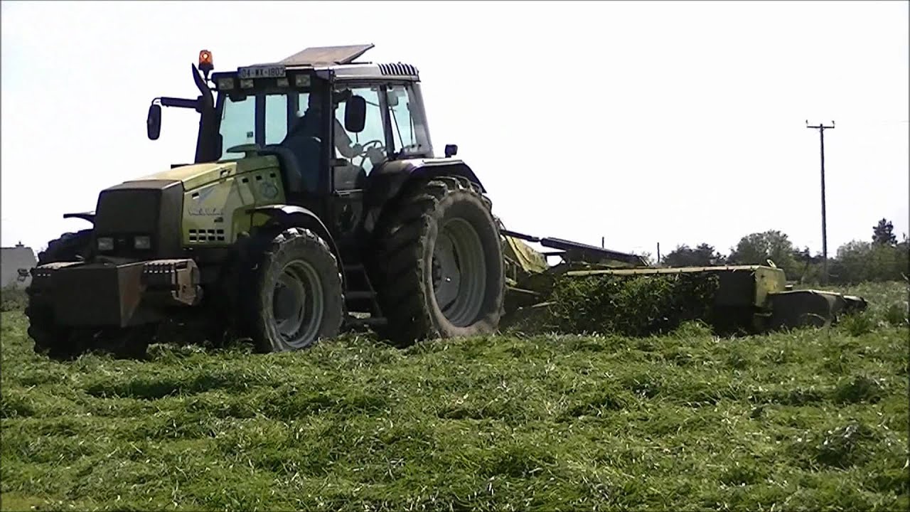 Kehoe Farming: Mowing with two reverse drive tractors - YouTube
