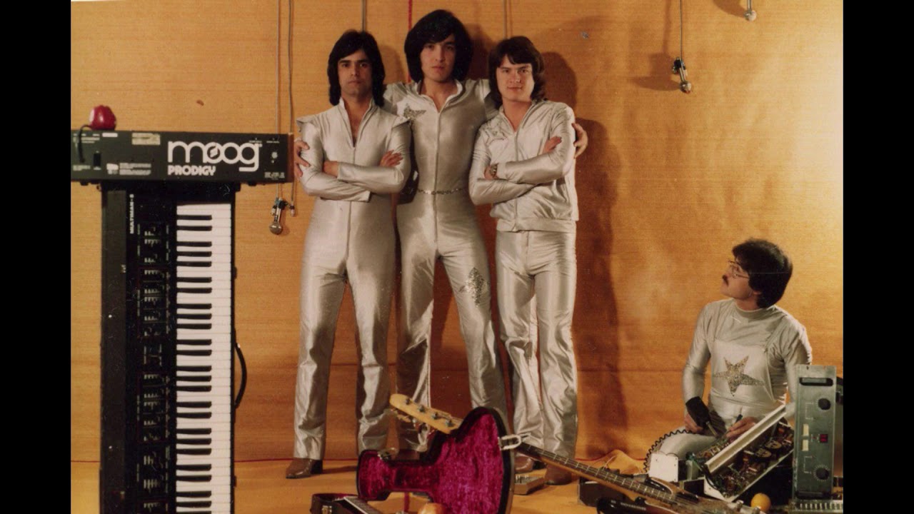 Davron Gaipov va Original - Malika - YouTube