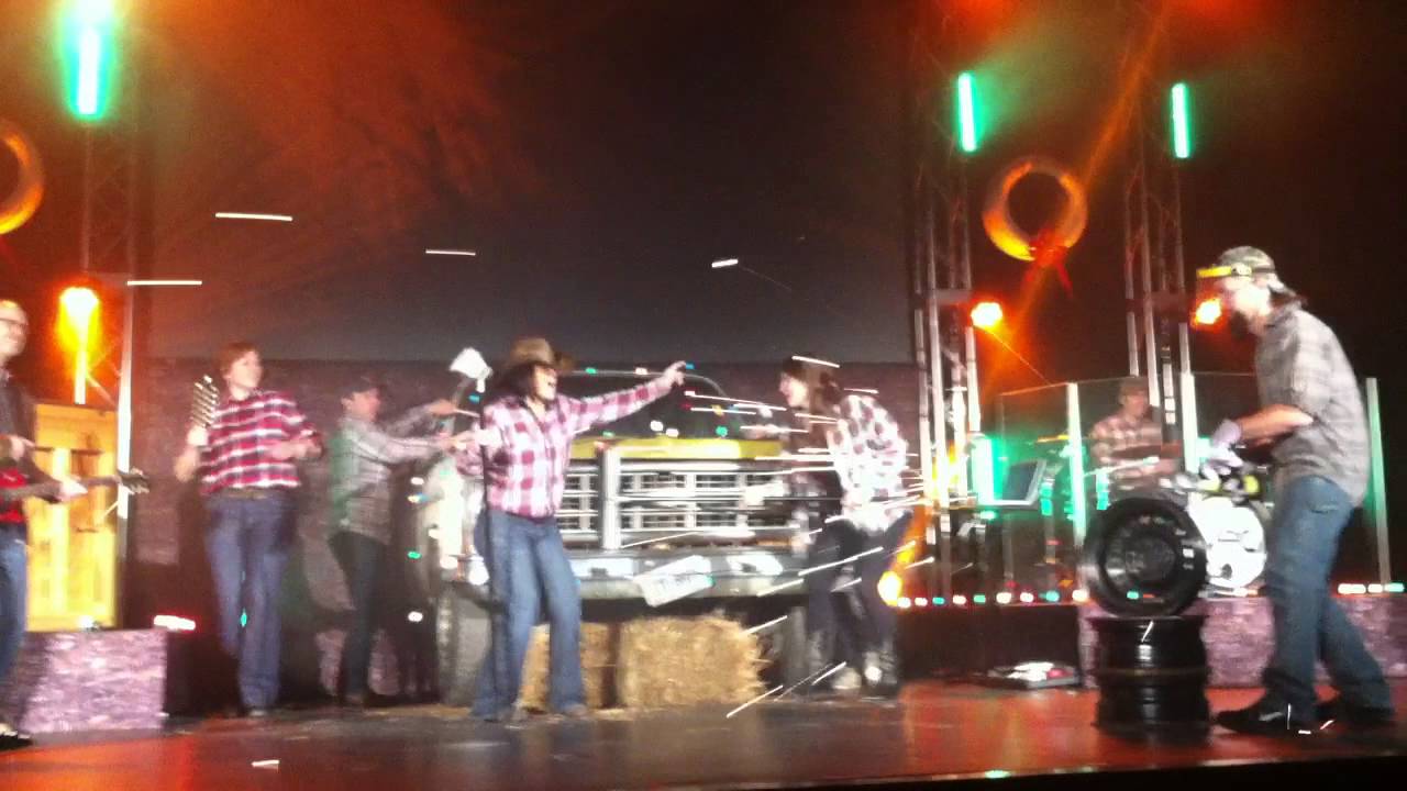 Waters Edge Church. Williamsburg "A Redneck Christmas" 2014 - YouTube