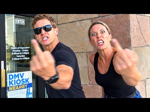 THINGS ESCALATED FAST! Married Couple Goes After Auditor for Filming in Public