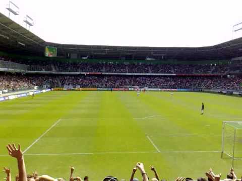 FC Groningen-FC Utrecht Z-side zingt "Zij krijgen voetballes - YouTube