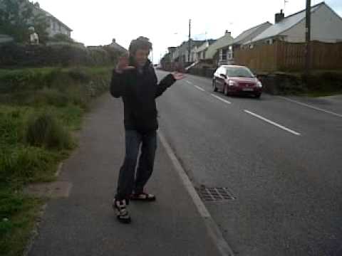 retard dancing ;) - YouTube