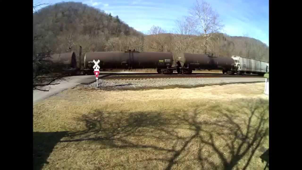 Long NS 189 WB at Elliston, Virginia - YouTube