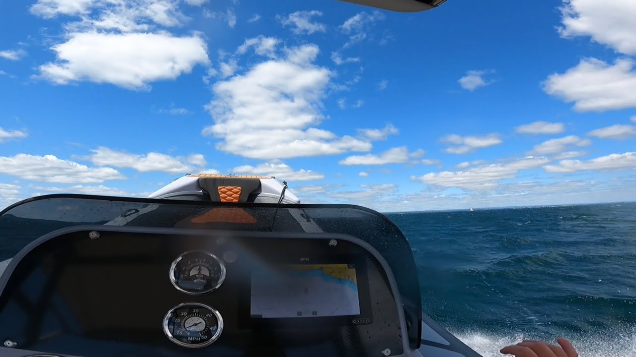 The Best Ride For A 5.2 Meter Boat - YouTube
