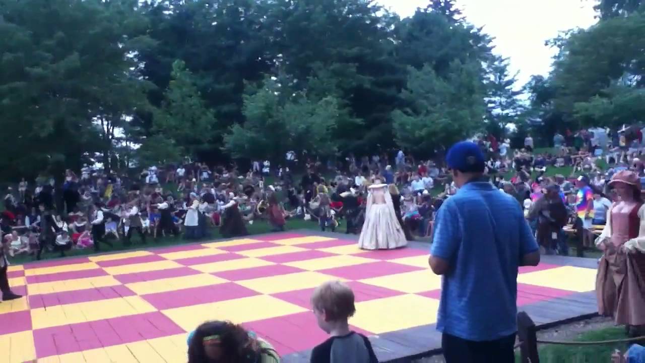 Human Chess Match - YouTube