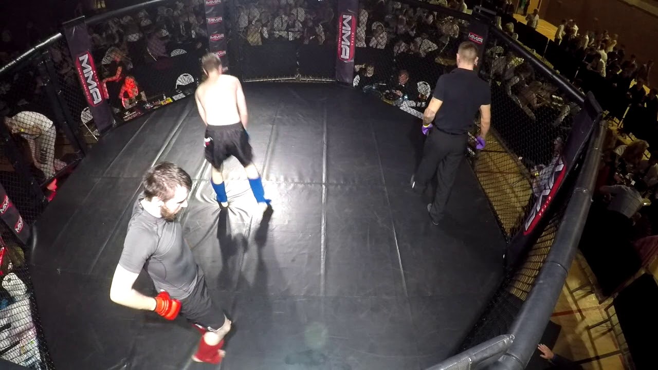Ultra MMA | Portsmouth | Michael O'Brien VS Alan Tanner - YouTube