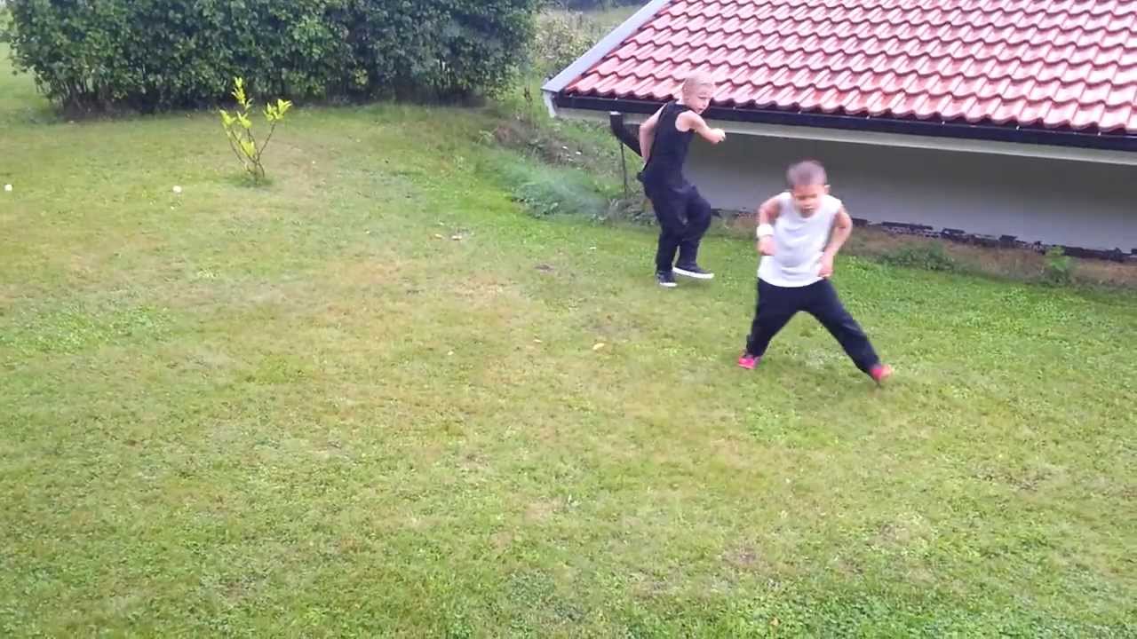 Ninja kids extreme fighting - YouTube