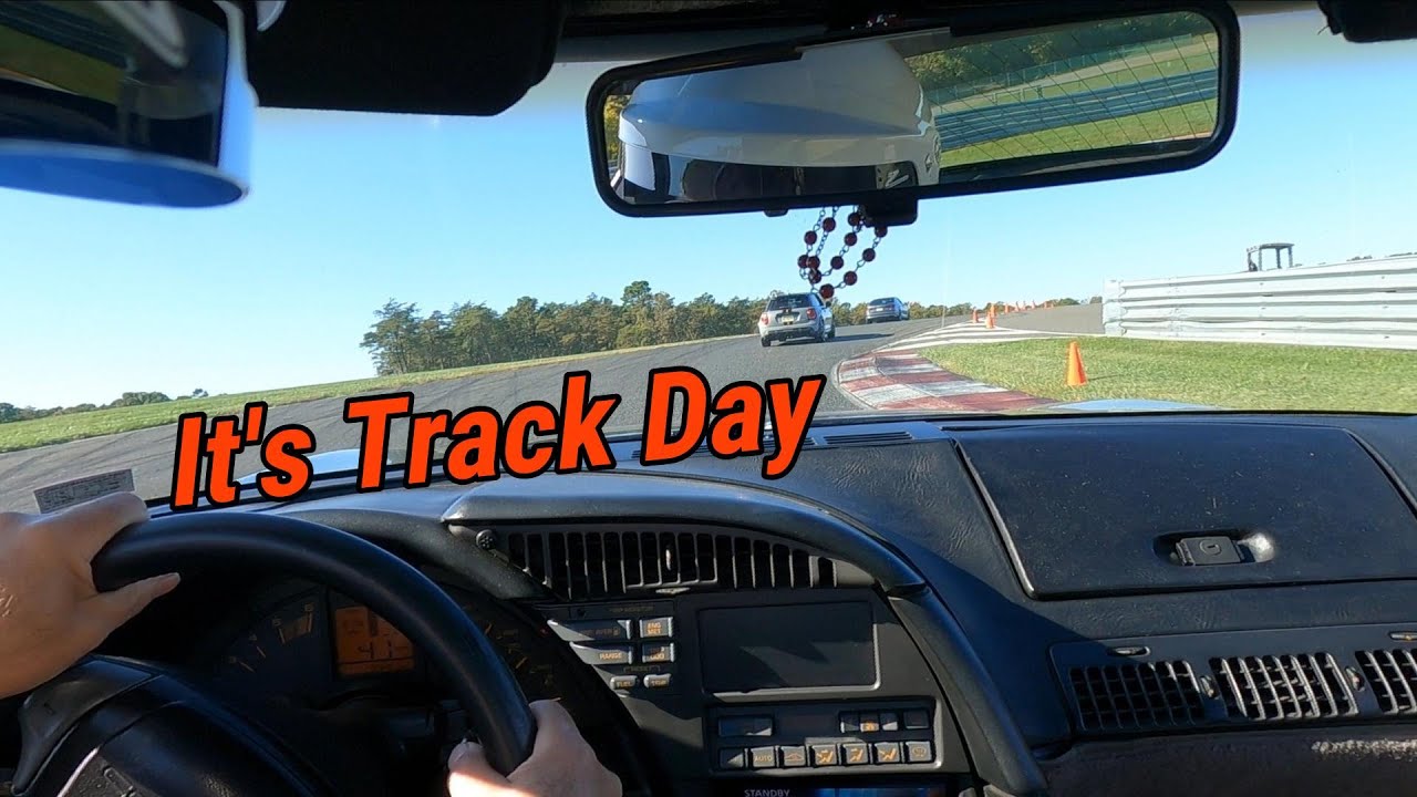 I Track Day The Corvette 😎 - YouTube