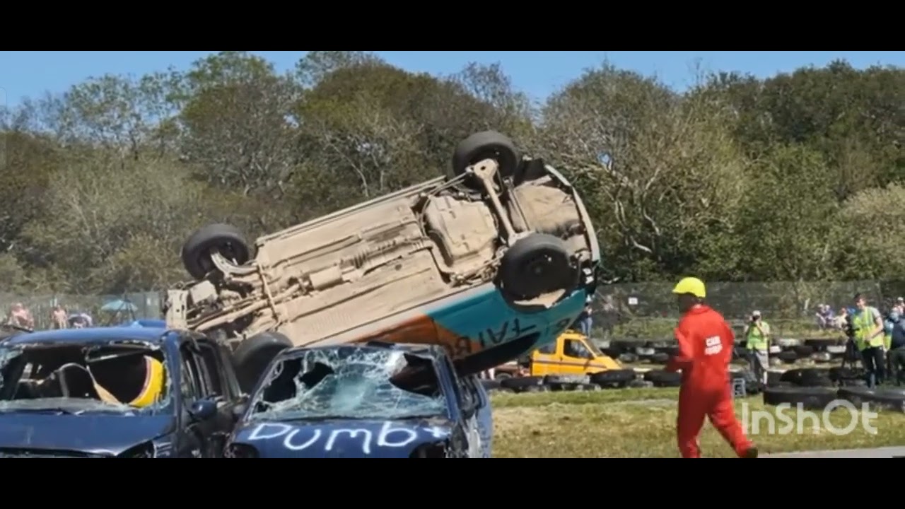 car jumping 🥏 competition#jumping #car jumping #stunt #@allrounder-7992 ...