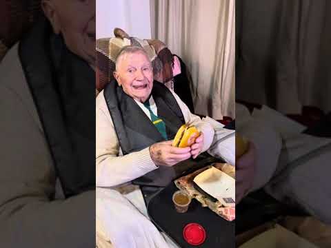 Grandad tries KFC for first time 🍔