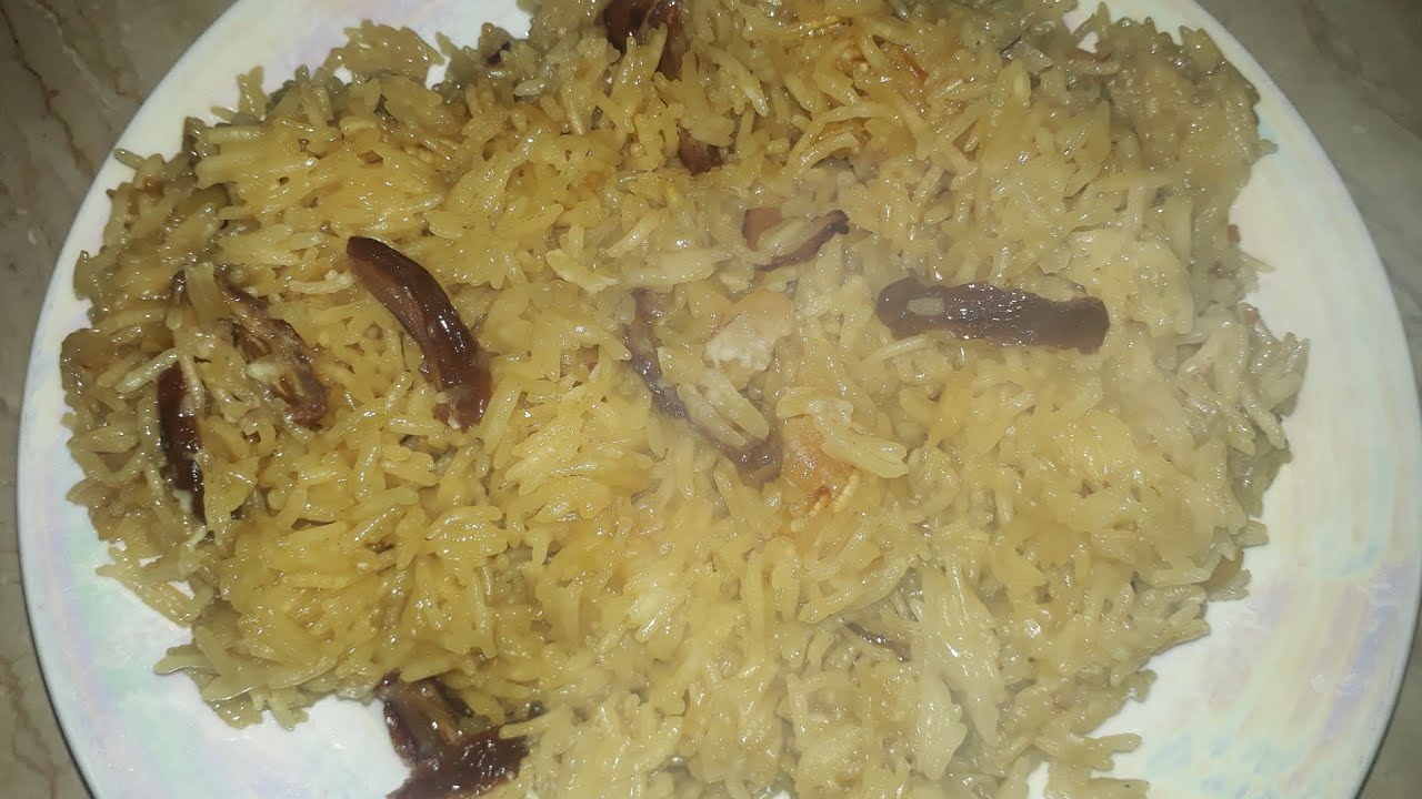 How to make delicious Gurh waly Chawal(rice)😋Asian sweet food 😋😊 ...