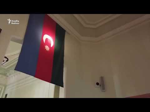 M.Ə.Rəsulzadənin əli ilə tikdiyi bayraq