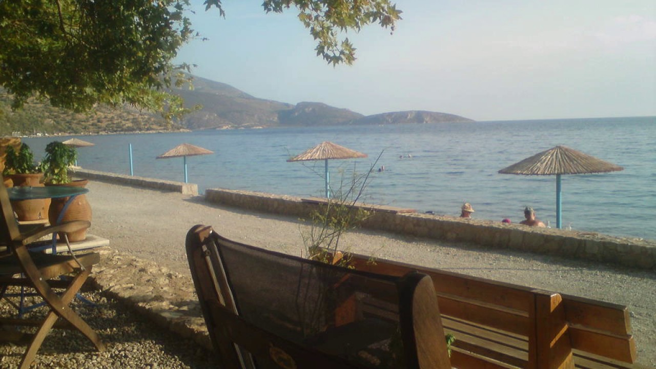 Antikyra Beach Hotel - Antikyra - Greece - YouTube
