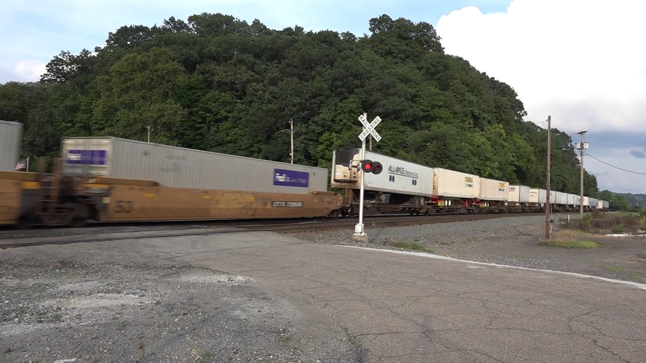 Norfolk Southern TOFC / COFC train passes Emsworth Locks & Dam location ...