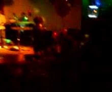 Gani impersonating David Arumugam of Alleycat - YouTube