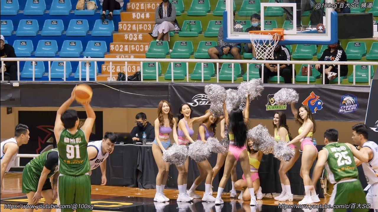 Luxy Girls 干擾罰球 SBL 啦啦隊 可妹 Cora 美人計 Luxygirlcrew 彰化柏力力 Changhua BLL VS 台啤 鳳山體育館 SBL 超級籃球聯賽 - YouTube