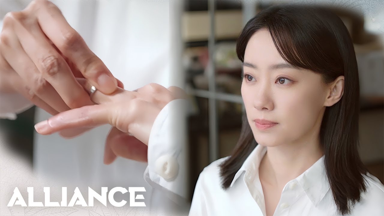 Time to get rid of the cheater! Tough wife sold her wedding ring and ...